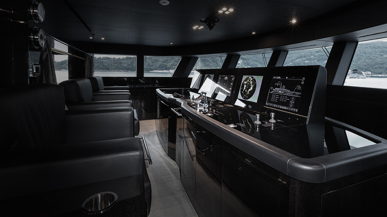 Control - De Keizer Marine Engineering