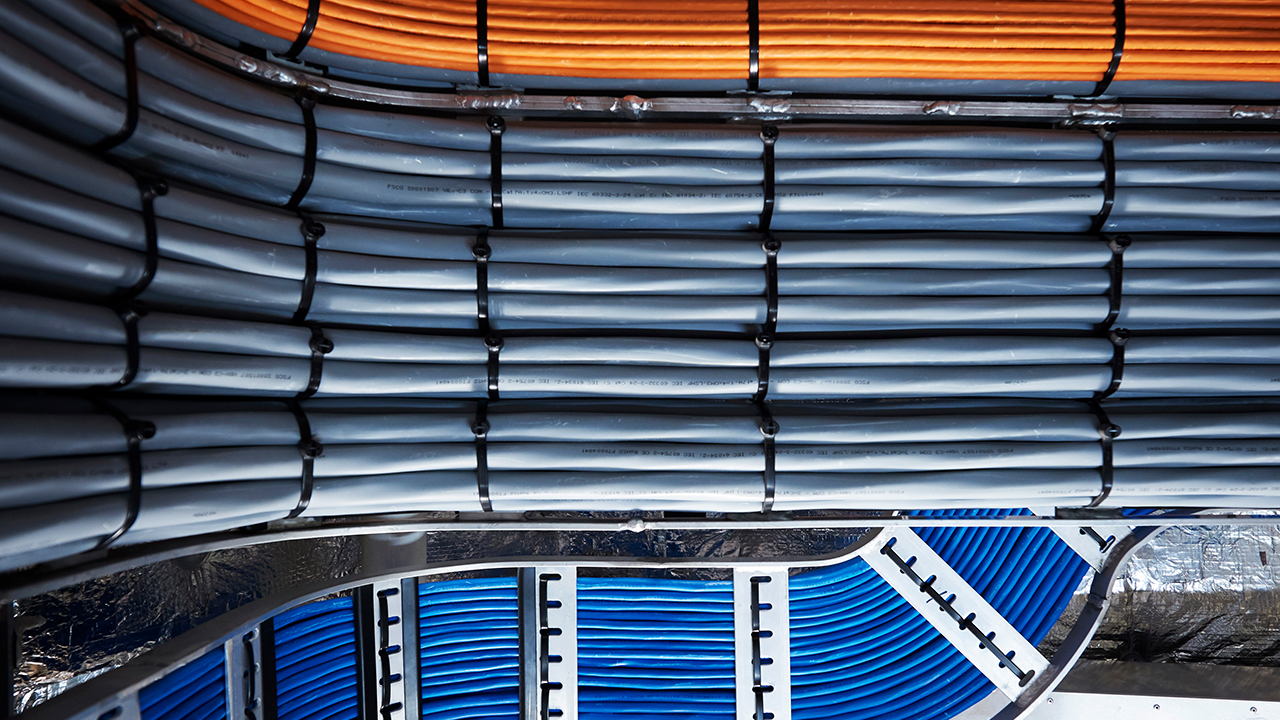 Power - De Keizer Marine Engineering